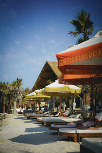 Playa Tropical ( Çesme, Şehit Mehmet, Pamukova Mevkii Kume Evleri, No: 922/3, 35930 Çeşme / İzmir), restoran  İzmir'den