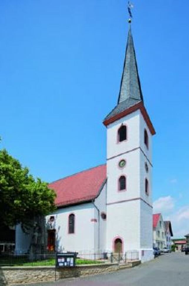 Dini dernekler Peterskirche Stadecken - Evangelische Kirchengemeinde Stadecken-Elsheim, Renanya‑Palatinate, foto