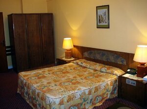 Cairo Khan Hotel (Al Qalyubiyah Governorate, 2nd Shobra El Khema, Bahteim, 23 July Street, 12), otel  Kahire'den
