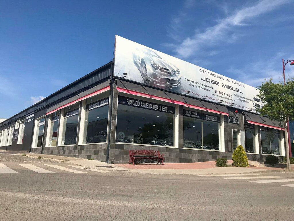 Otomobil servisi Talleres Y Lavado Estetic Auto, Endülüs, foto