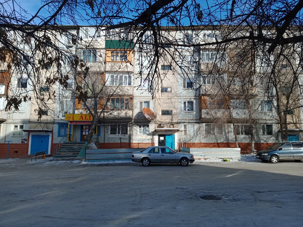 Market Ali, Setbayev (Satpayev), foto