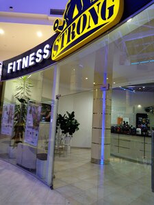 Strong Fitness Hall (ulitsa Lenina No:15П), fitness kulüpleri  Nijnevartovsk'tan
