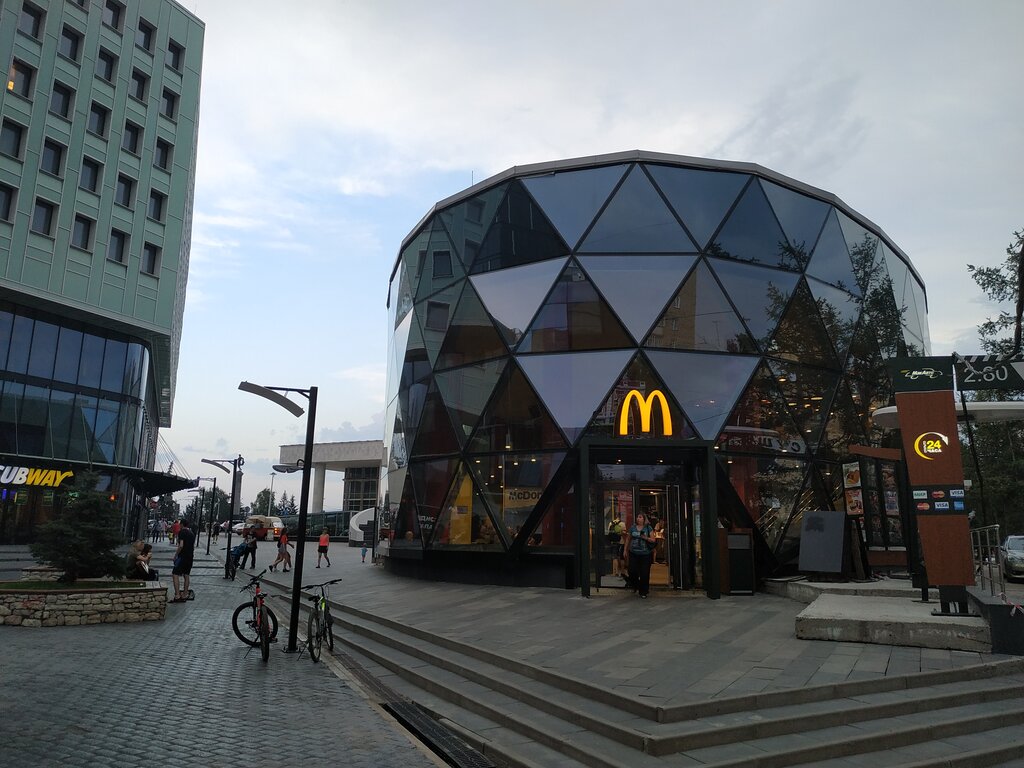 Fast food McDrive, Krasnoyarsk, foto