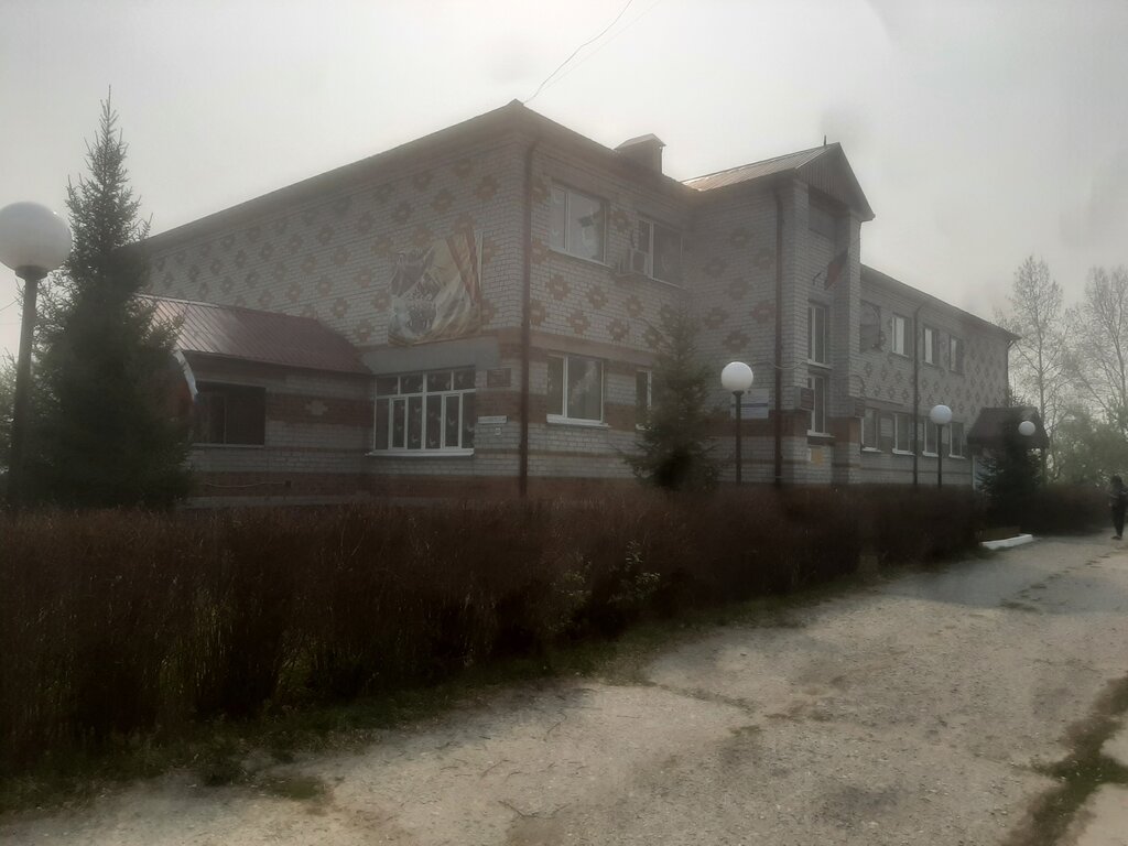 Belediyeler, devlet daireleri Administratsiya Pokrovskogo selskogo poseleniya Yarkovskogo munitsipalnogo rayona, Tümen (Tiumenskaya) oblastı, foto