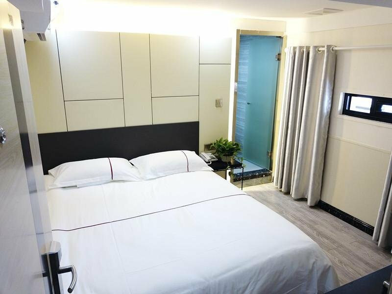 Otel Hi Inn Shanghai Xizang Nan Road, Şanghay, foto