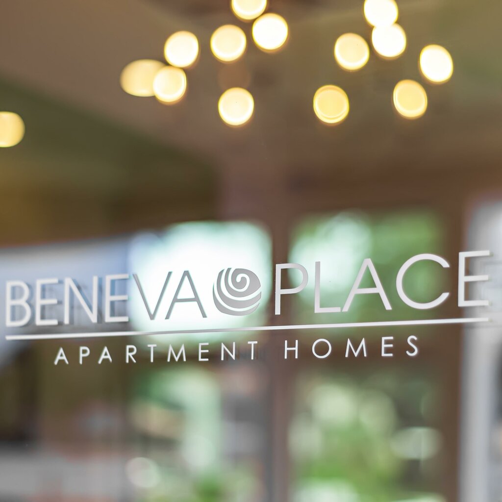 Emlak ofisi Beneva Place Apartments, Florida Eyaleti, foto