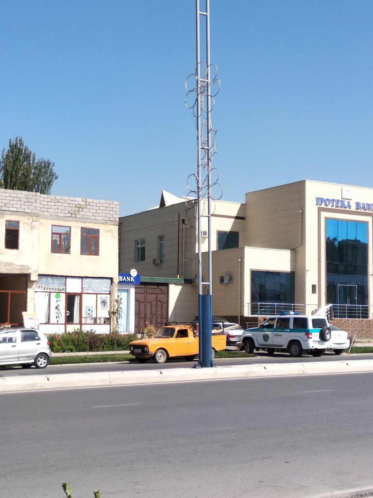 Banka Ipoteka bank OTP Group, Şehrisebz, foto