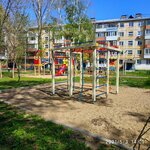 Playground (gorodskoy okrug Samara, Oktyabrskiy District), oyun alanı  Samara'dan