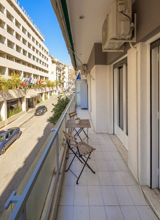 Otel Upstreet Modern Downtown Flat -Acropolis, Atina, foto