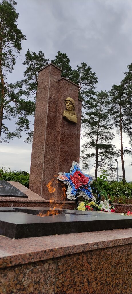 Anıt, heykel Жителям Сельцо, не вернувшимся с фронтов Великой Отечественной войны, Seltso, foto