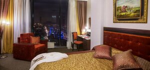 Visotsky (Malysheva Street No:51), otel  Yekaterinburg'dan