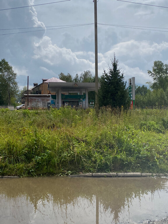 Benzin istasyonu Lnp, Ridder, foto