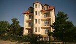 Riviera (Набережная улица No:13А, посёлок городского типа Коктебель), otel  Kırım Cumhuriyeti'nden