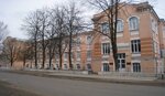 Surazhsky pedagogichesky kolledzh im. A. S. Pushkina, Gbpou Spo (Oktyabrskaya ulitsa No:81), yüksekokul  Suraj'dan