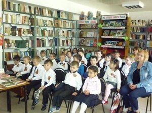 Зеленчукская центральная библиотека (ulitsa Lenina No:74, stanitsa Zelenchukskaya), kütüphaneler  Karaçay‑Çerkez Cumhuriyeti'nden