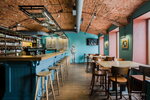 Top Hops (Fontanka River Embankment No:55), bar  Saint‑Petersburg'dan