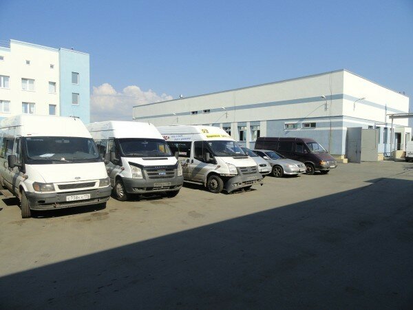 Otomobil servisi Soyuz 7 koles, Çeliabinsk, foto