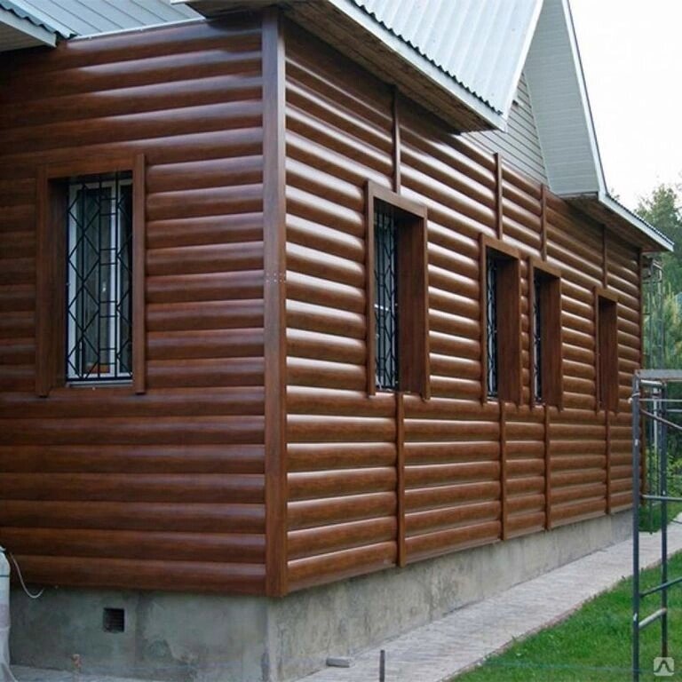 Çatı ve çatı materyalleri Krovstroy, Uçaly, foto