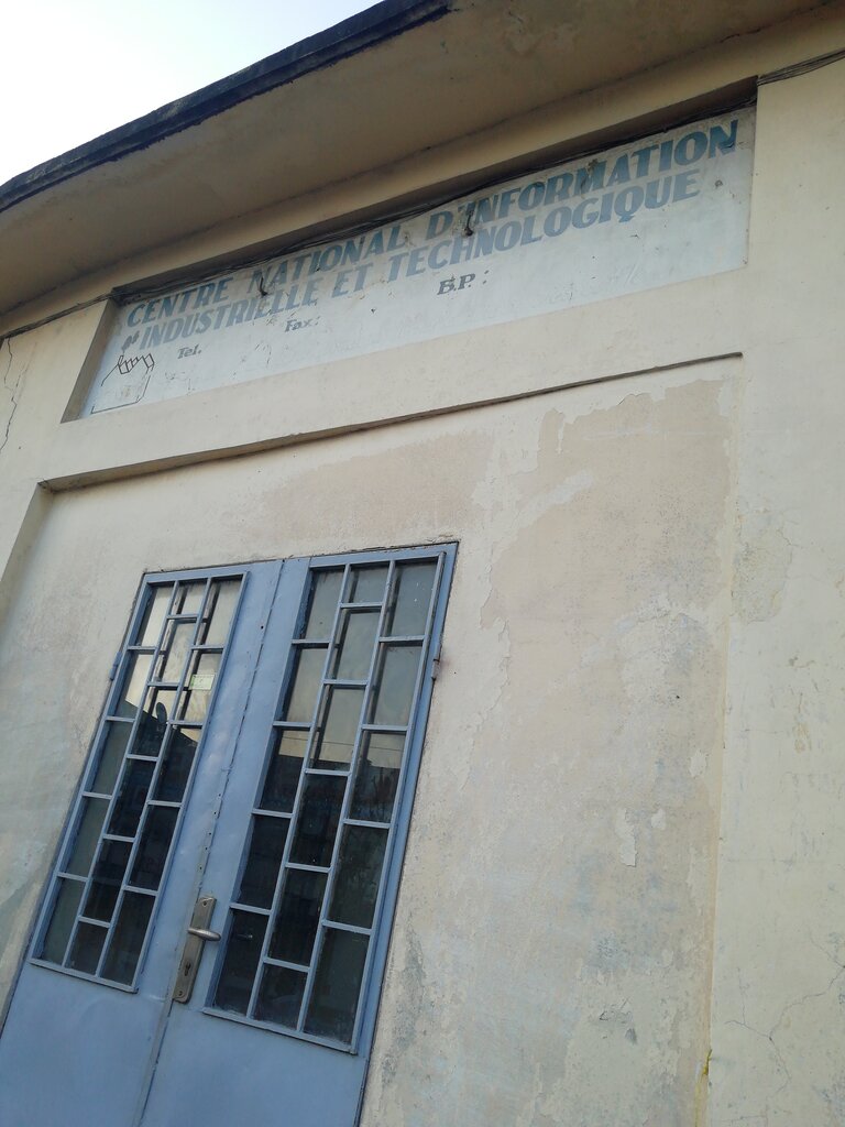 Medya ajansları Centre National D'information Industrielle Et Technologique, Brazzaville, foto