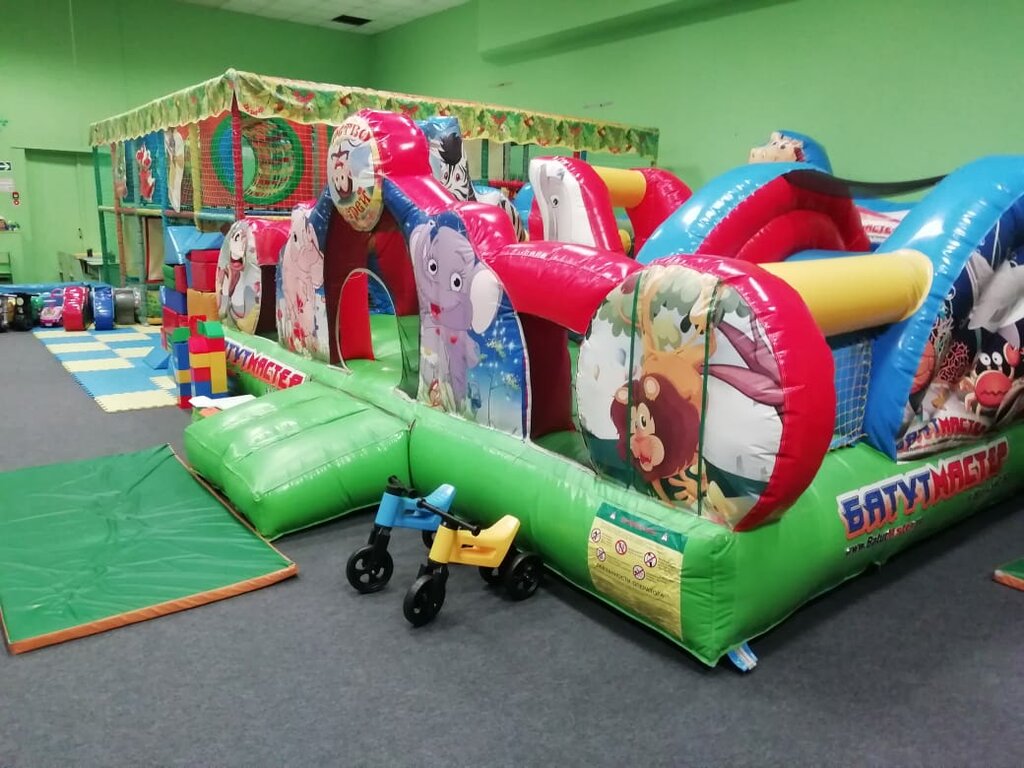 Çocuklar için kutlama organizasyonları Respublika Shkid, Novosibirsk, foto