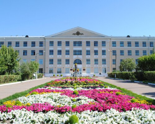 Üniversiteler Buryatskaya gosudarstvennaya selskokhozyaystvennaya akademiya Institut zemleustroystva, kadastrov i melioratsii, Ulan‑Ude, foto