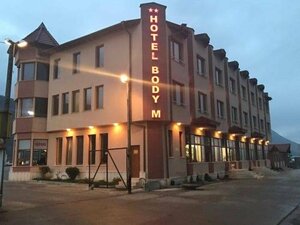 Hotel Body M (Vratsa Province, Vratsa, Bulgaria boulevard), otel  İvraça'dan (Vratsa'dan)