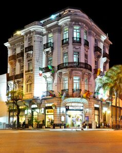 Hotel Benevento (Provincia de Buenos Aires, La Plata, Diagonal 80), otel  La Plata'dan