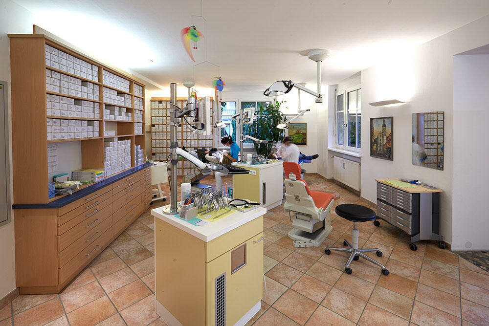 Özel ağız ve diş sağlığı klinikleri ve muayenehaneleri Smiledesign DDr. Reinhard Gelder, Yukarı Avusturya, foto