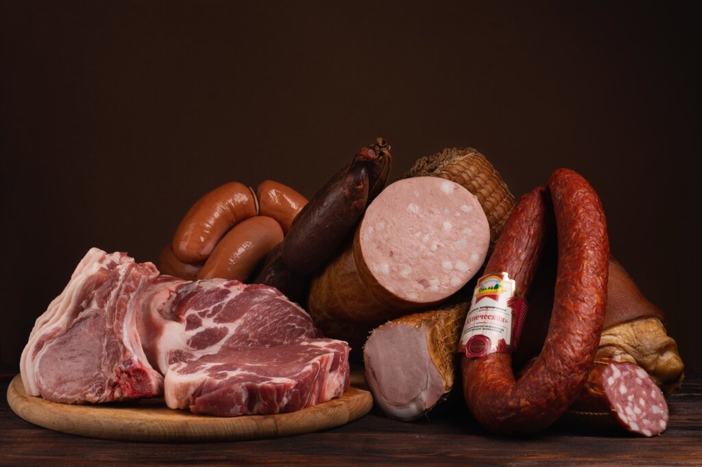 Kasap, şarküteri Знаменское мясо и молоко, Tambovskaya oblastı, foto