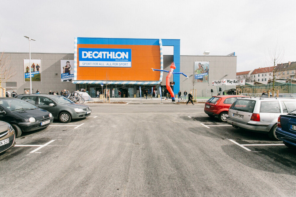 Fitness ve spor ekipmanı firmaları Decathlon Berlin-Schöneweide, Berlin, foto