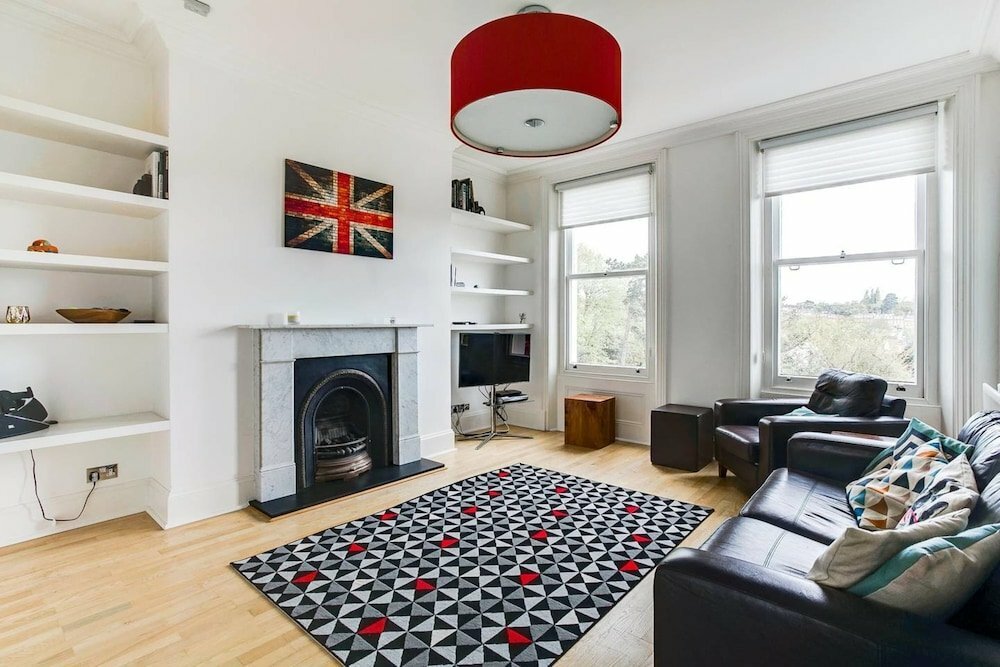 Otel Beautiful 2br Home in Wimbledon Village W/parking, Londra, foto
