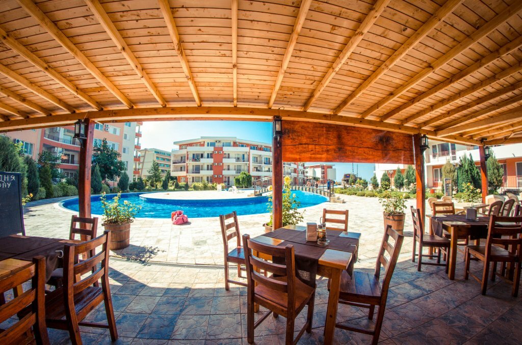 Kısa süreli konaklama Privilege Fort Elenite apartament nad samym morzem, Burgaz, foto