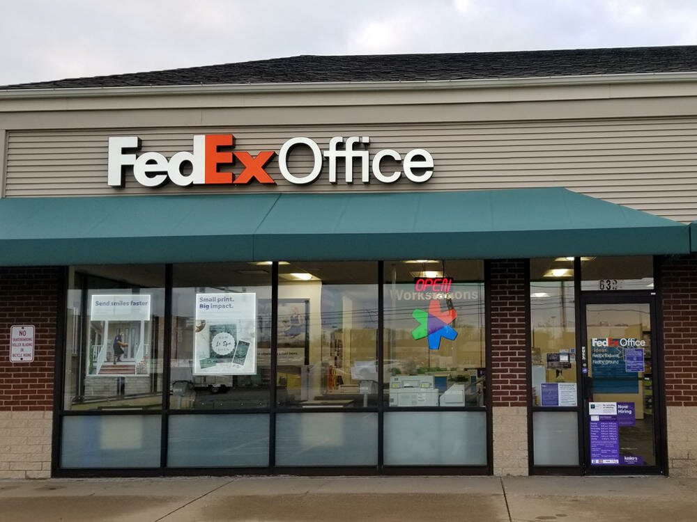 Fotokopi dükkanları FedEx Office Print & Ship Center, Ohio Eyaleti, foto