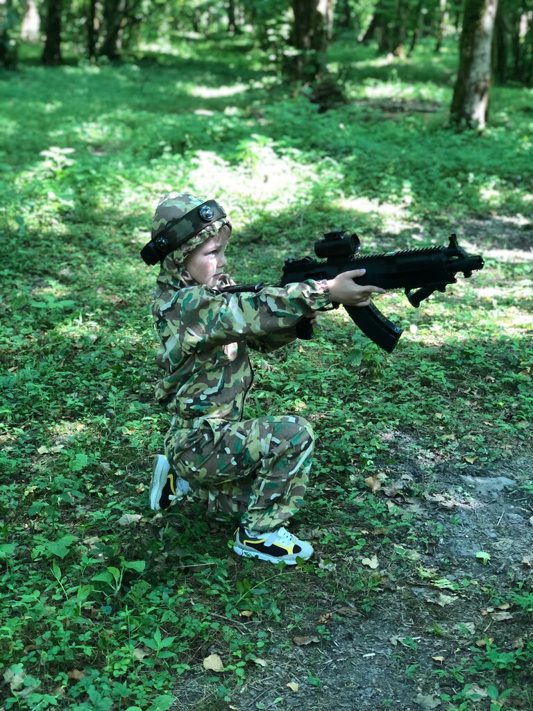 Eğlence merkezleri Lasertag club berkut, Soçi, foto