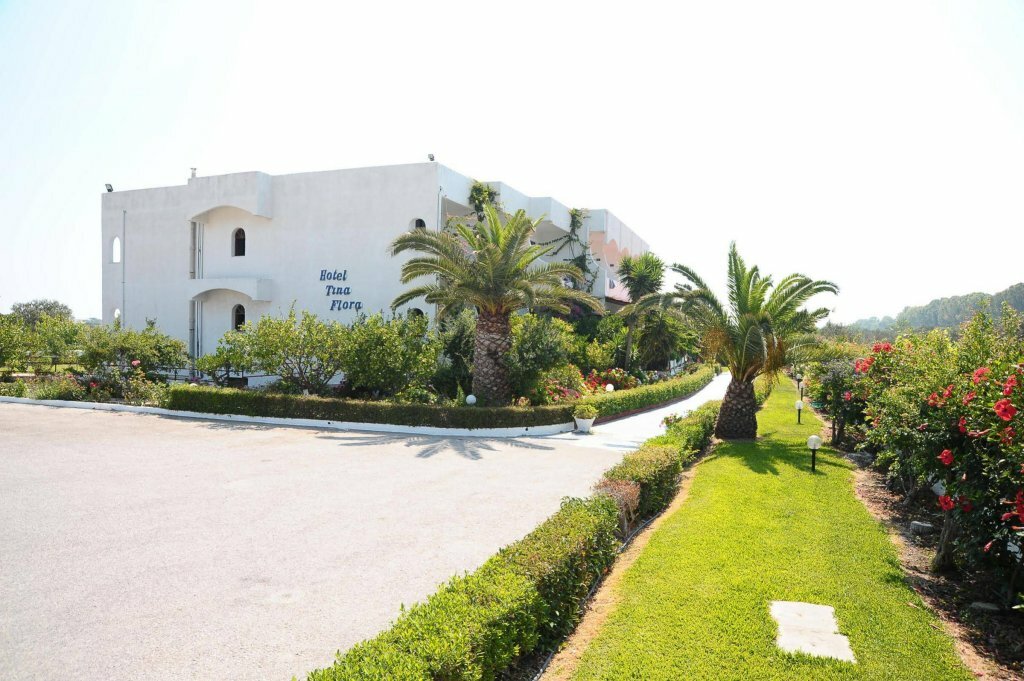 Otel Hotel Tina Flora, Dünya, foto