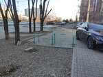 Велопарковка (8th Vozdushnoy Armii Street No:11Б, Sem Vetrov Neighbourhood), bisiklet park yerleri  Volgograd'dan