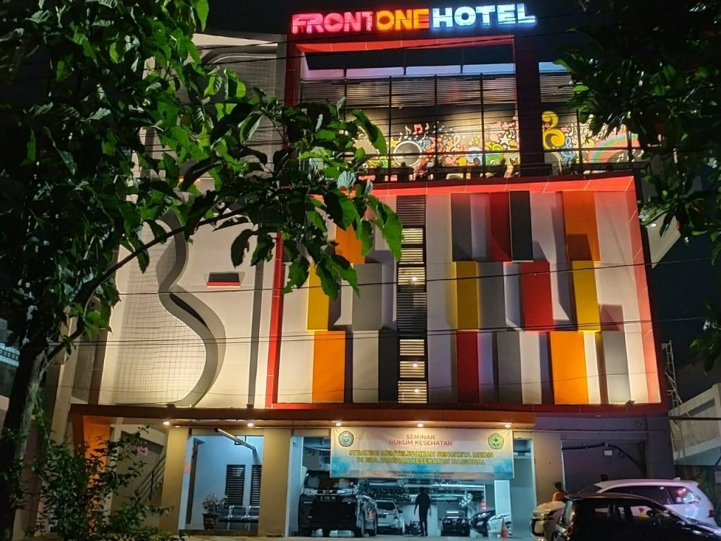 Otel Three Eight Front One Boutique Batu Malang, , foto