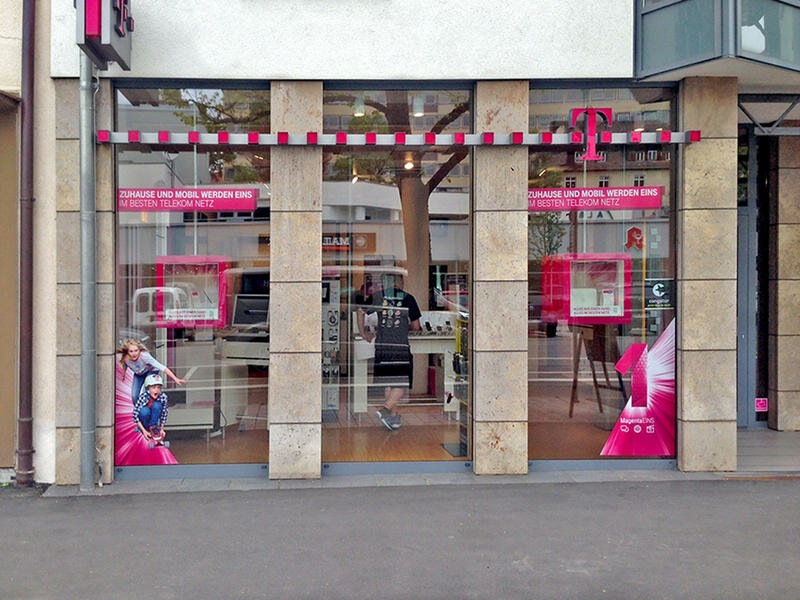 Cep telefonu ve aksesuarları satış mağazaları Telekom Shop, Albstadt, foto