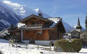 Les 3 Cimes Blanches (Auvergne-Rhône-Alpes, Haute-Savoie, Arrondissement de Bonneville, Chamonix-Mont-Blanc, Route du Bouchet, 2368), otel  Chamonix'den