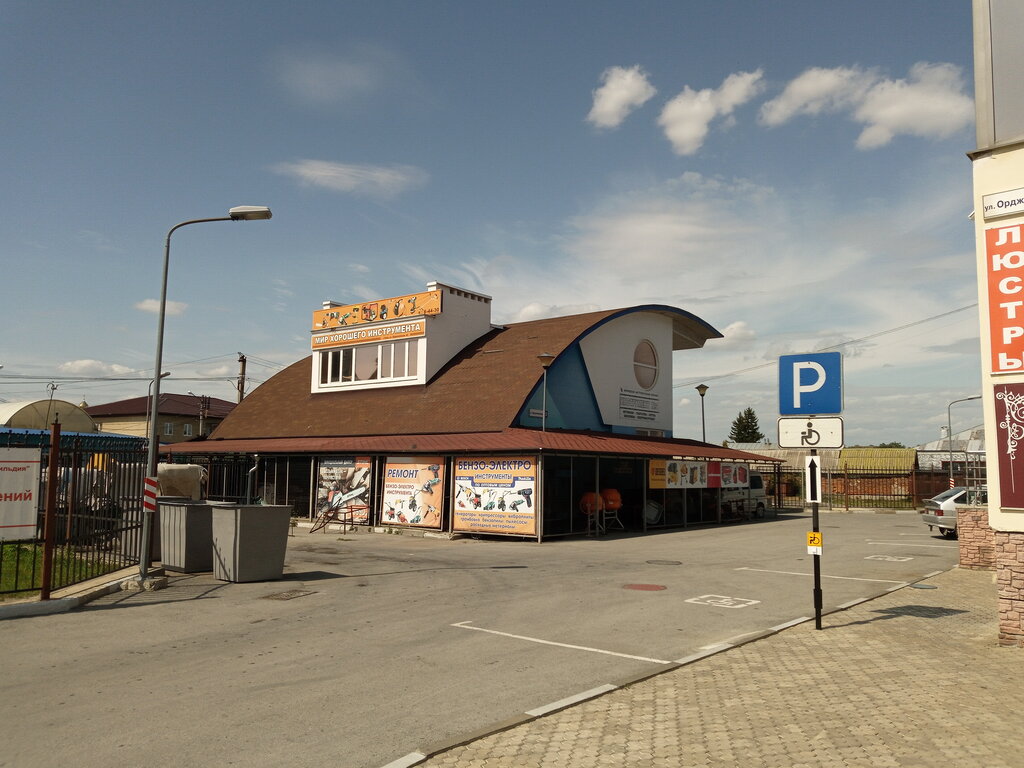 Elektrik ve benzinle çalışan aletler Мир хорошего инструмента, Yelets, foto