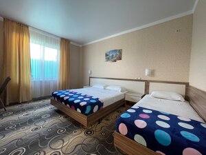 Santa Maria (Chernomorskaya Street No:52, stanitsa Blagoveshchenskaya), otel  Krasnodarski krayından