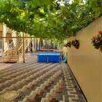 Два капитана (Polevaya ulitsa No:18), resort oteller, tesisler  Yeysk'ten