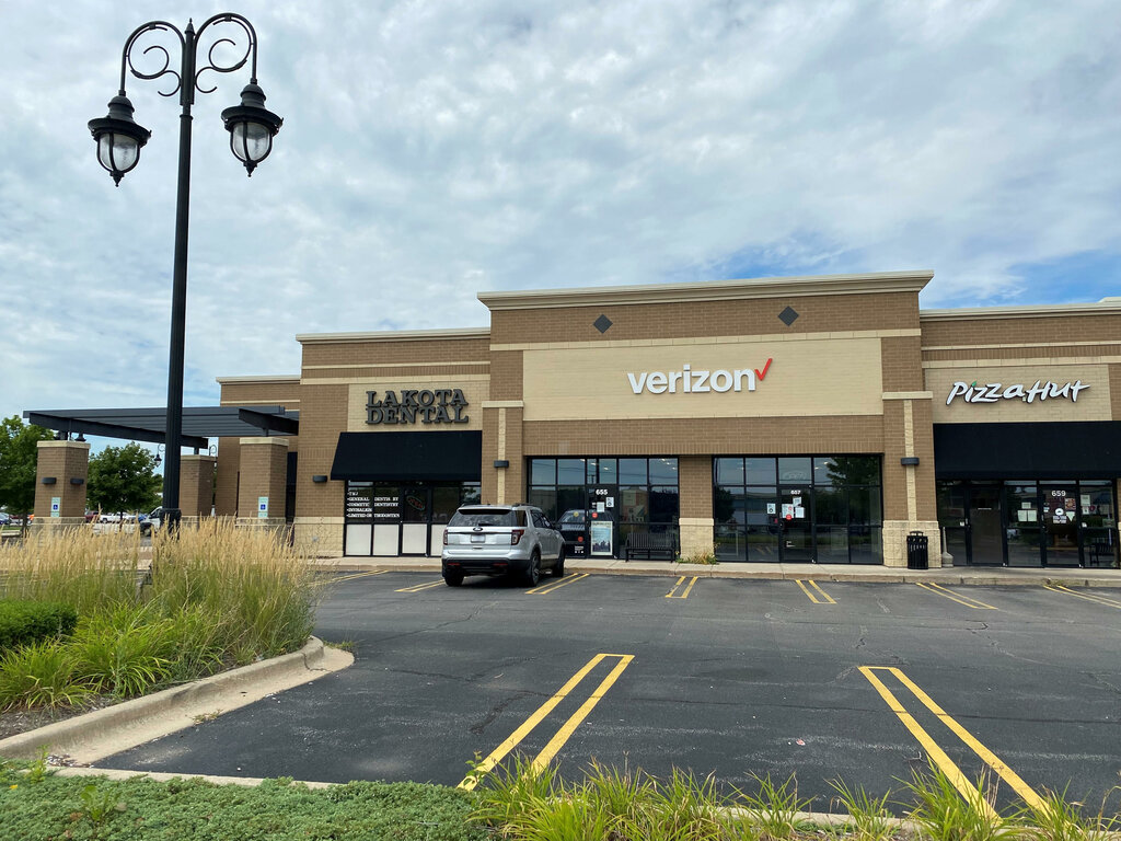 Telekomünikasyon ekipmanları Verizon Authorized Retailer - Victra, İllinois, foto