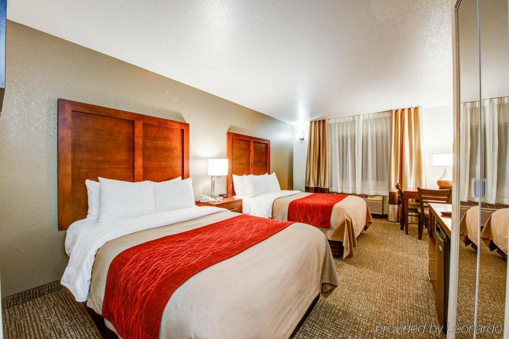 Otel Comfort Inn Fontana, Fontana, foto