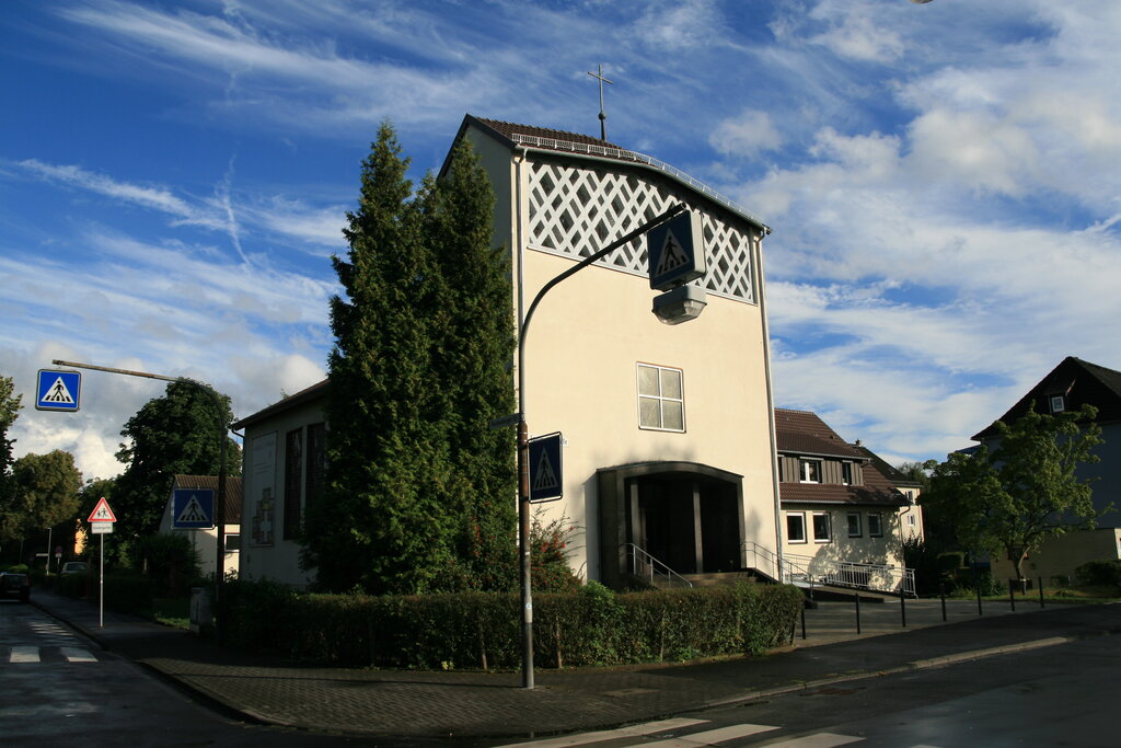 Dini dernekler Evangelische Pauluskirche - Evangelische Gesamtkirchengemeinde Gießen Nord, Giessen, foto