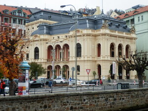 Karlovy Vary Municipal Theatre (Karlovarský kraj, Karlovy Vary), tiyatrolar  Karlovy Vary'den