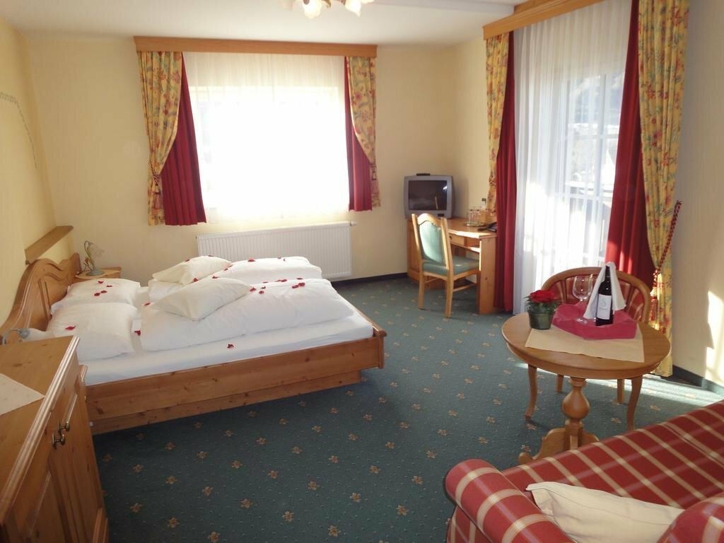 Otel Garni Haus Sonnleitn - adults only, Dünya, foto