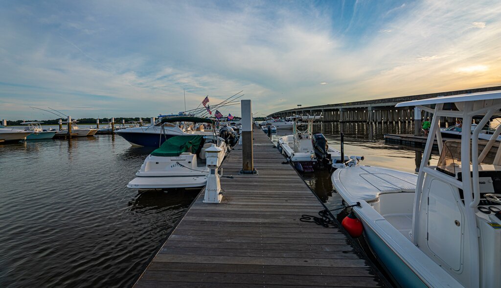 Piknik alanı RiversEdge Marina, Kuzey Charleston, foto
