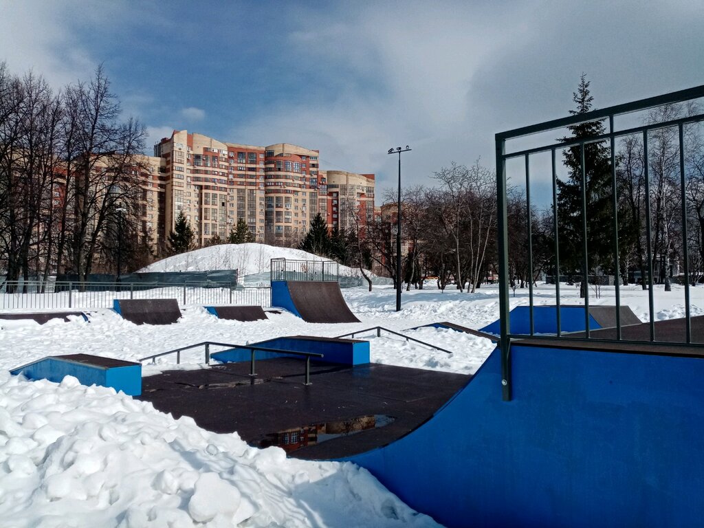 Kaykay parkı Скейт-парк, Ufa, foto