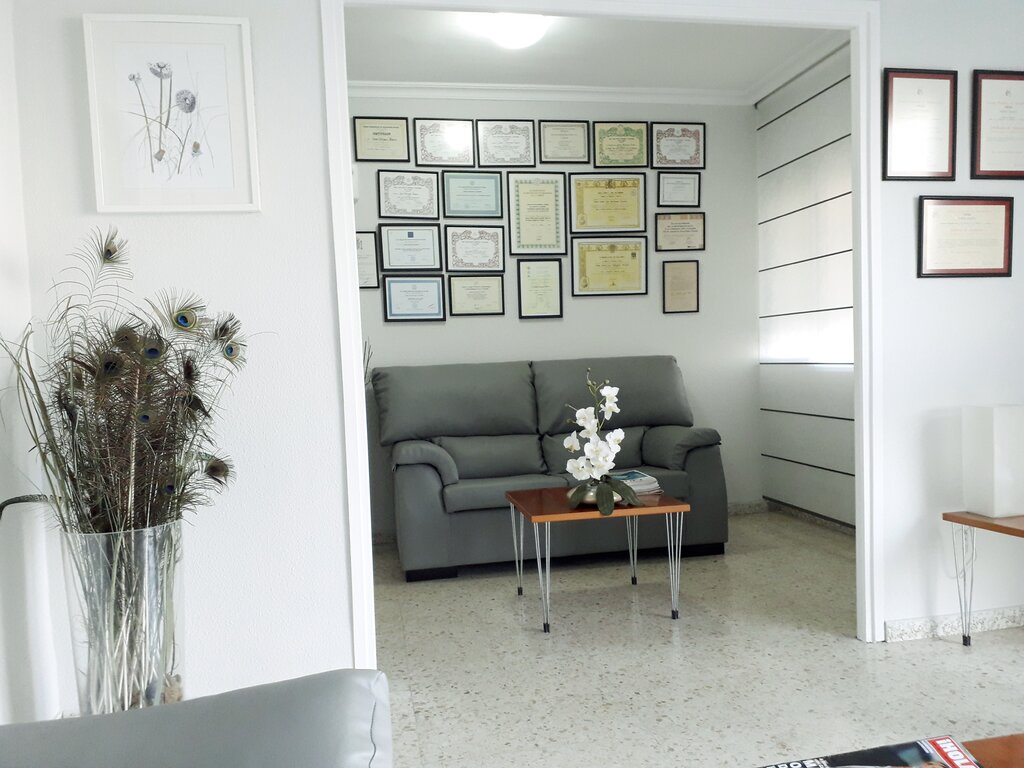 Özel ağız ve diş sağlığı klinikleri ve muayenehaneleri Clínica Dental Dentos - Parque Alcosa, Sevilla, foto